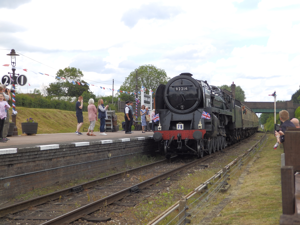 BR Standard 9F: 92214
