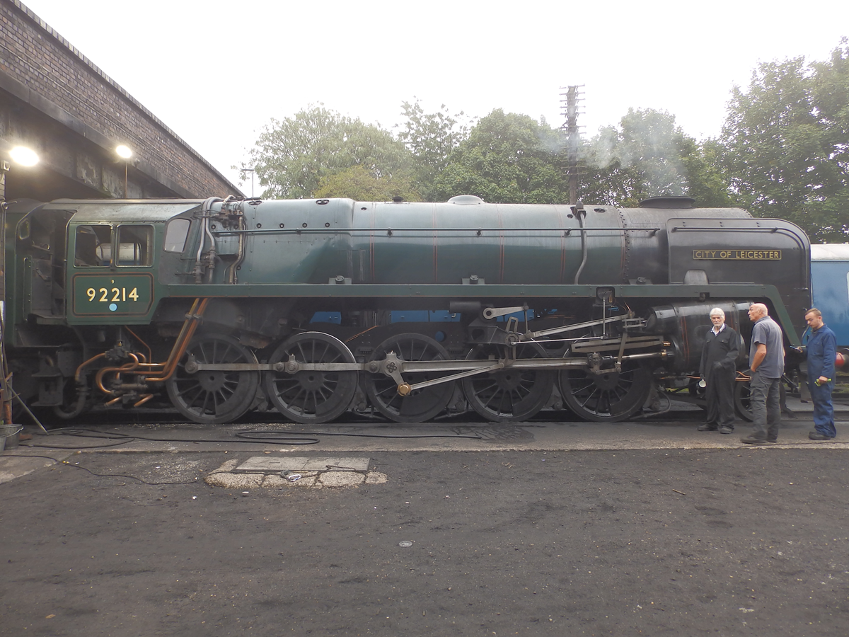 BR Standard 9F: 92214